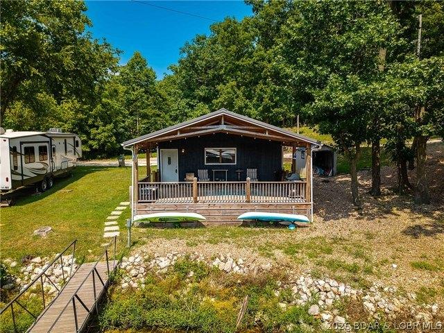27516 Golden Point Ln, Barnett, MO 65011