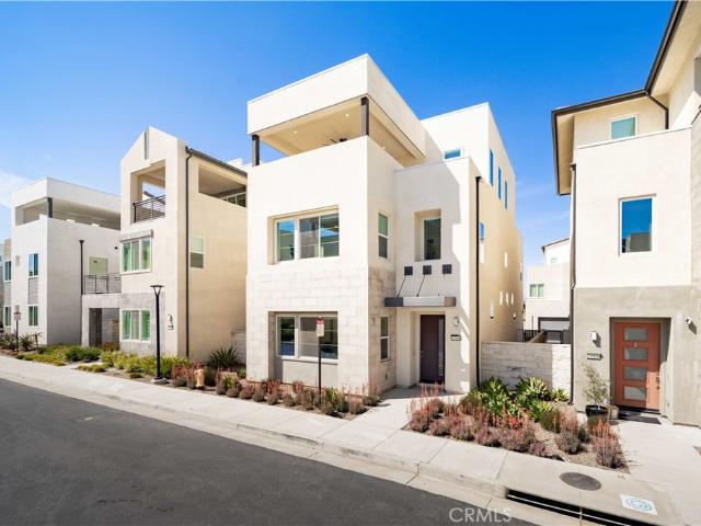 27516 N Golden Currant Pl, Valencia, CA 91381 | MLS #SR26058