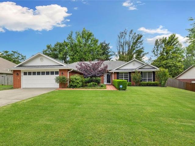 2751 E Meandering Way, Fayetteville, AR 72701