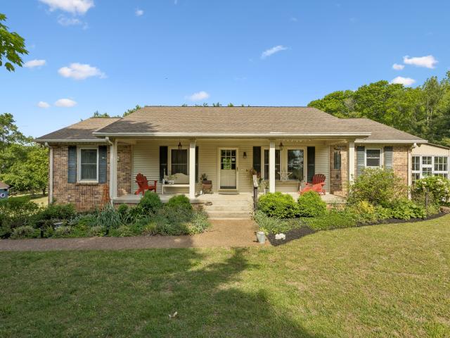 2751 Standing Oak Dr