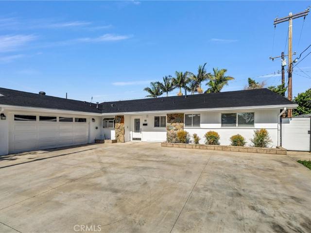 2751 San Carlos