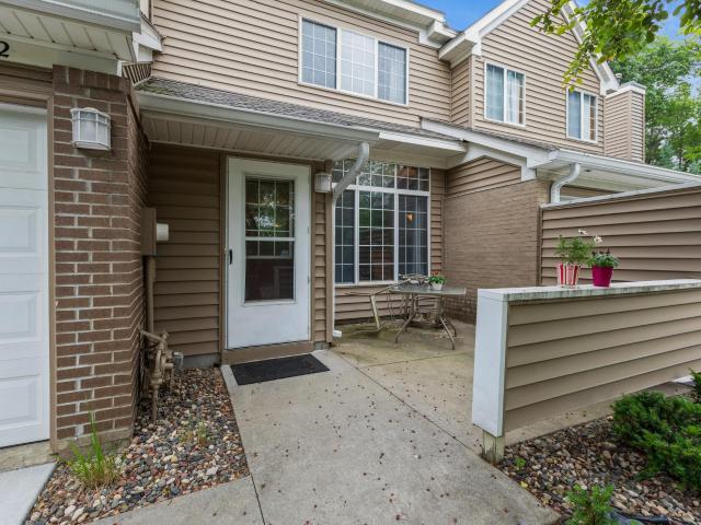 2752 Autumnwood Lane