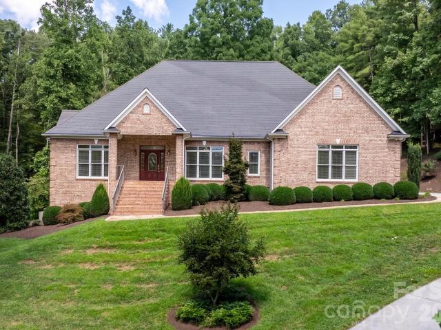 2752 Brittany Drive