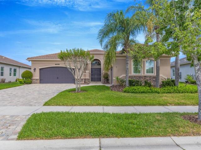 2752 Coco Palm Cir, Wesley Chapel, FL 33543 | MLS #TB8492 | Compass