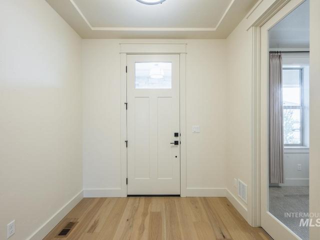 2752 E Sawtelle Peak St