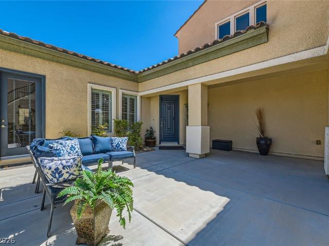 2752 Kilwinning Dr, Henderson, NV 89044 | Compass