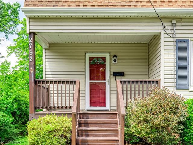 2752 6th Street