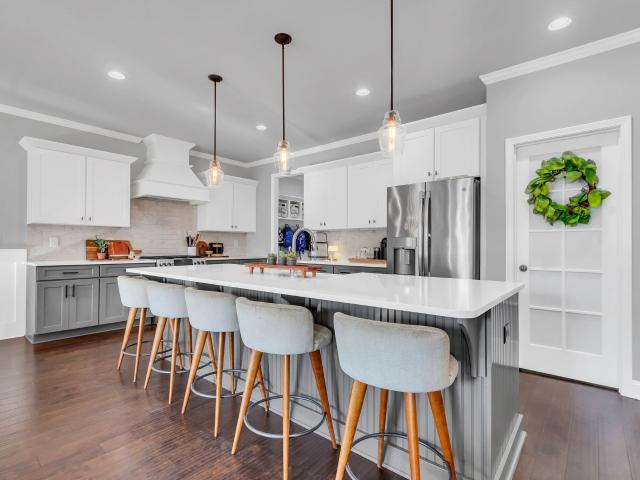 2753 Cloister Lane