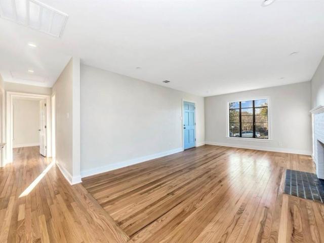 2753 El Tivoli Drive