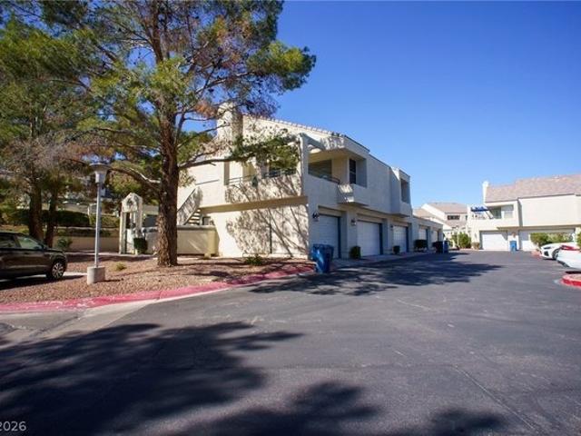 2753 Lodestone Dr, Las Vegas, NV 89117