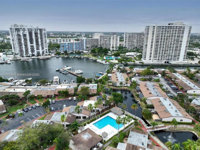 2753 Parkview Dr S, Hallandale Beach, FL 33009 | MLS #A11942