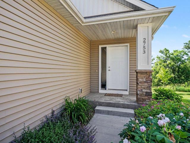 2753 Ridgeview Lane