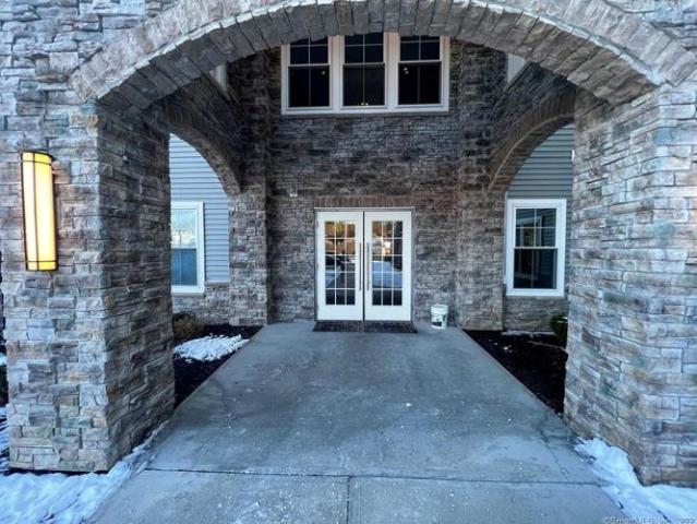 275 1 Ridge Rd, Wethersfield, CT 06109