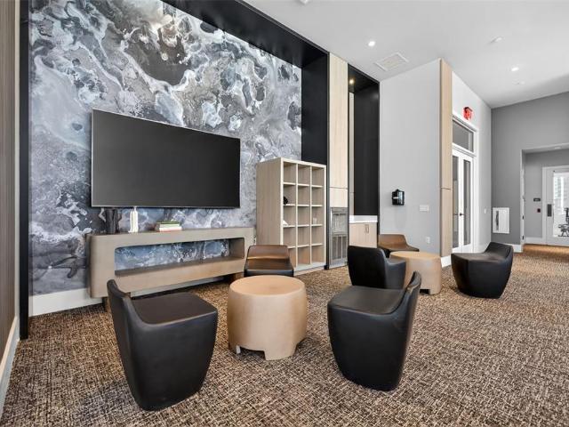 275 1st Ave S, Unit 2706, St. Petersburg, FL 33701 | MLS #TB8464