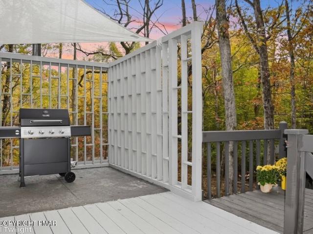 275 Canterbury Rd, Bushkill, PA 18324 | MLS #PM 141657