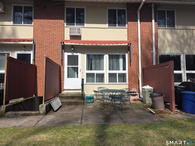 275 Centerbrook Rd, Hamden, CT 06518 | MLS #24164