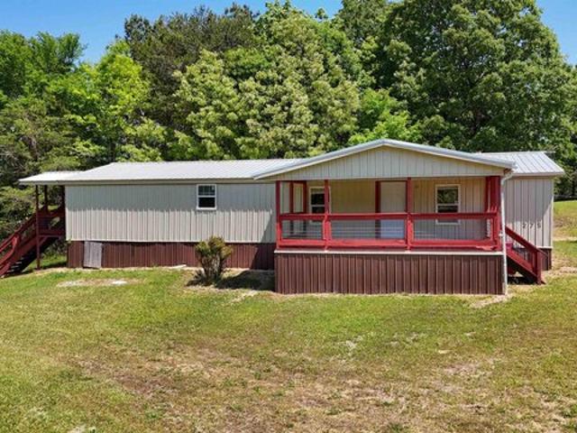 275 Chippewa Dr, Hamilton, AL 35570