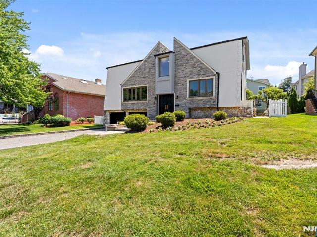 275 Alfred Avenue