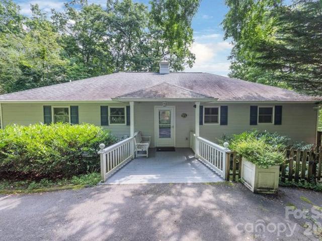 275 Allen Mountain Dr, Black Mountain, NC 28711