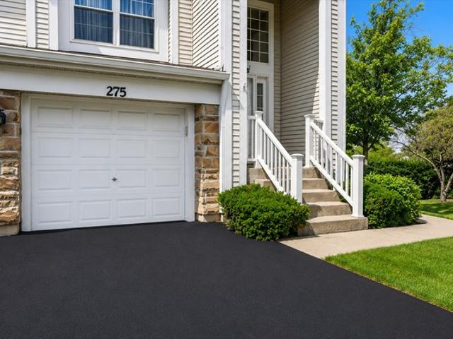 275 Arlington Ct, Carol Stream, IL 60188