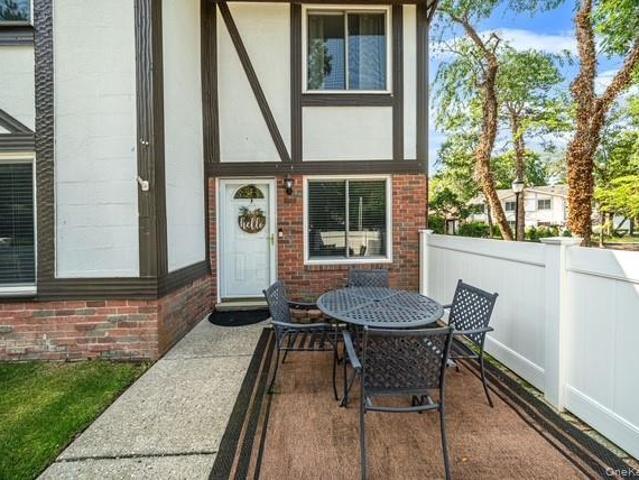 275 Birchwood Road