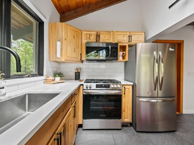275 Glen Ledge Road