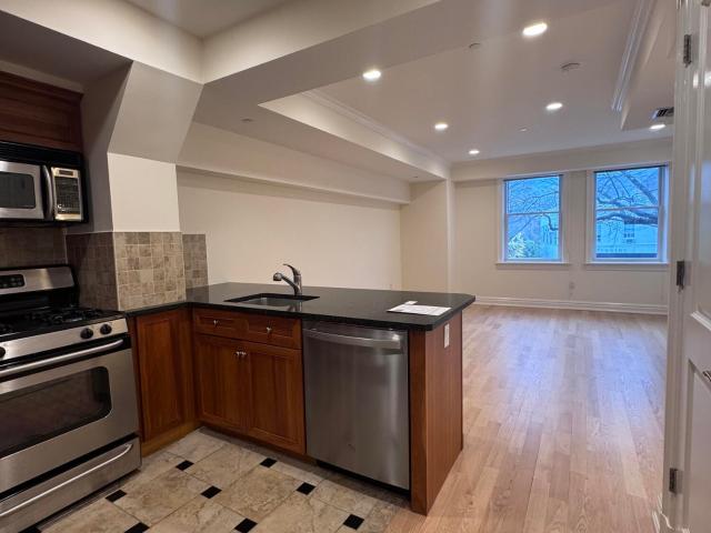 275 Greenwich Ave, Unit 2B, Greenwich, CT 06830 | Compass