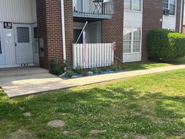275 Green St Apt 4M1, Edgewater Park, NJ 08010