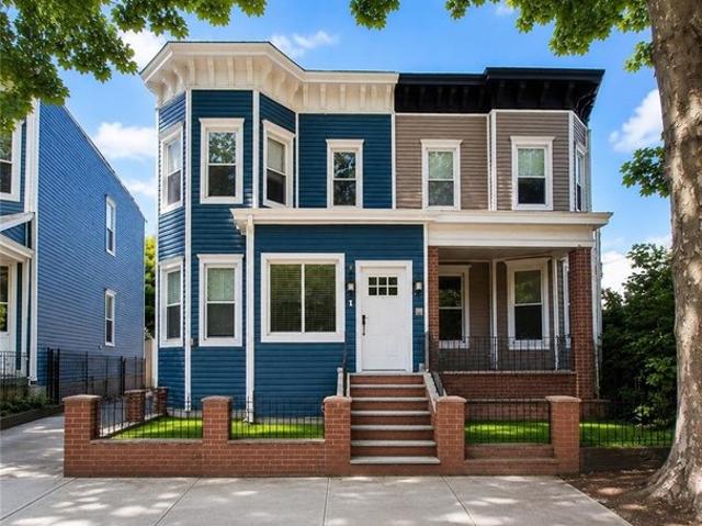 275 E 9th St, Brooklyn, NY 11218