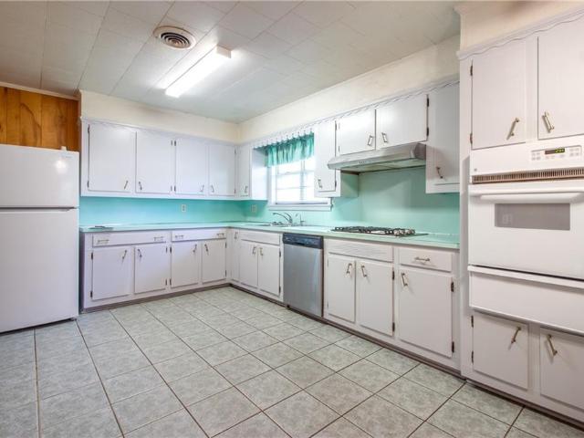 275 E 12Th Street