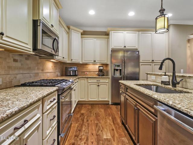 275 Forest Hill Drive