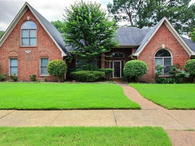 275 Home Pl, Collierville, TN 38017
