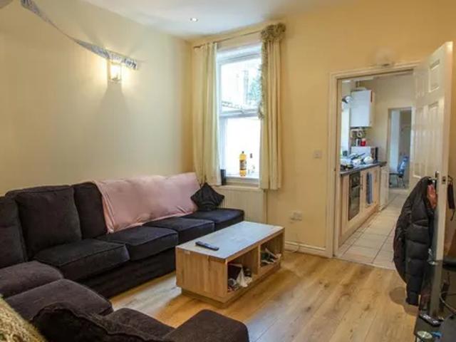 275 Heeley Road, Stirchley, B29 6EL, United Kingdom | 7 bed house for rent #134707922 | Rentberry