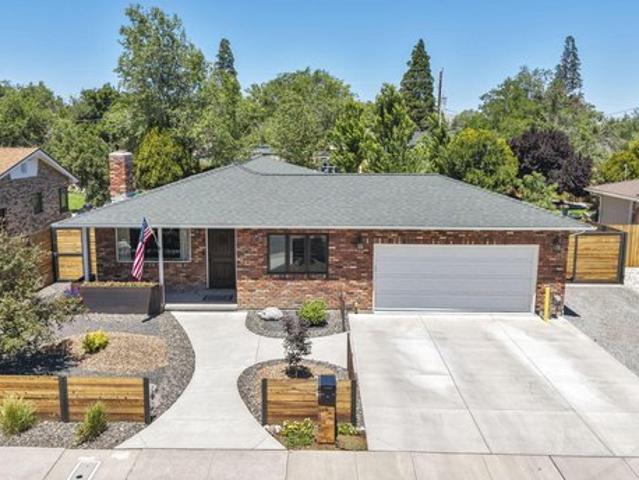 275 Hillcrest Dr, Reno, NV 89509