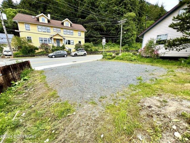 275 Irwin St, Juneau, AK 99801