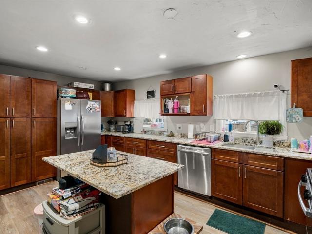 275 Lynnfield St, Unit 275, Lynn, MA 01904 | MLS #73486 | Compass