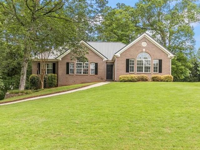 275 Millwood Dr, Commerce, GA 30529