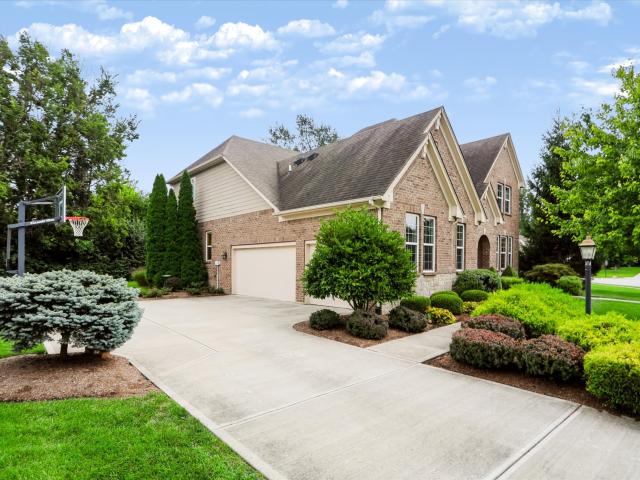 275 N Bend Drive
