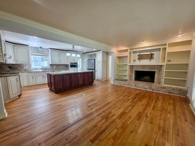 275 N Hobcaw Drive