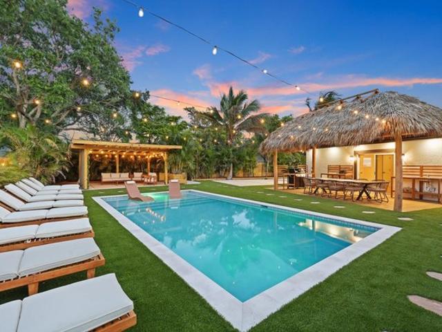 275 NE 16th St, Delray Beach, FL 33444