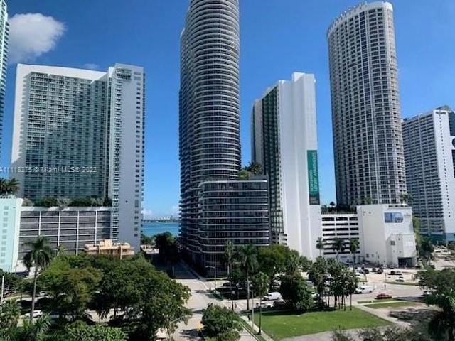 275 NE 18th St #807 Miami, FL 33132