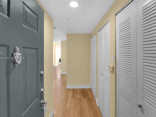 275 NE 18th St, Unit 808, Miami, FL 33132 | MLS #A11981 | Compass