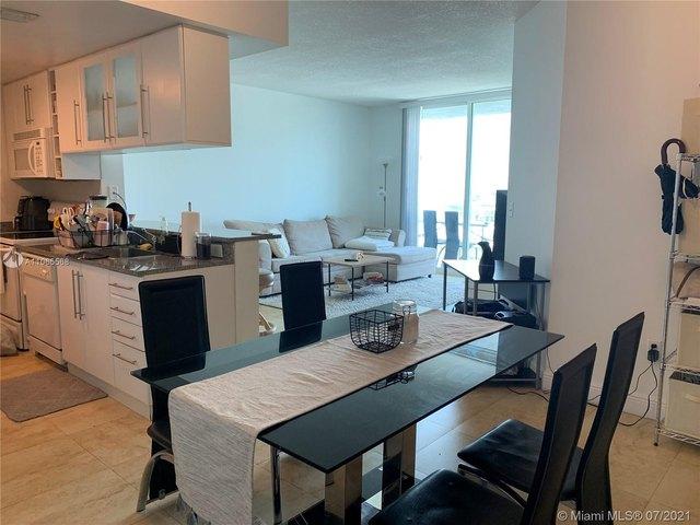 275 NE 18th St Apt 1209, Miami, FL 33132
