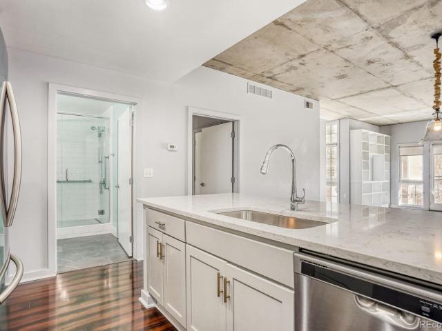 275 S Harrison St, Unit 208, Denver, CO 80209 | MLS #5115