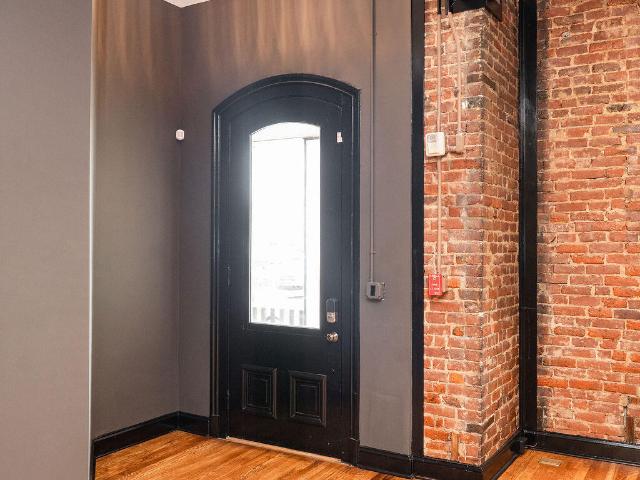 275 S Limestone # 150