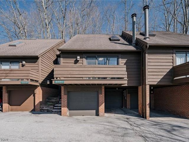 275 Solon Rd Unit 275C, Chagrin Falls, OH 44022