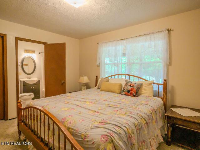 275 Spring Creek Rd
