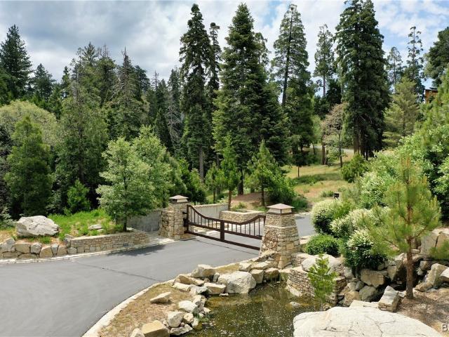 275 Ponderosa Peak Rd, Lake Arrowhead, CA 92352 | MLS #32501