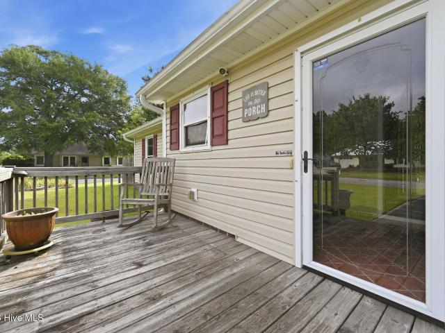 275 Raintree Road