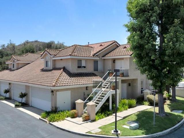 275 Ridgeton Ln Unit A, Simi Valley, CA 93065